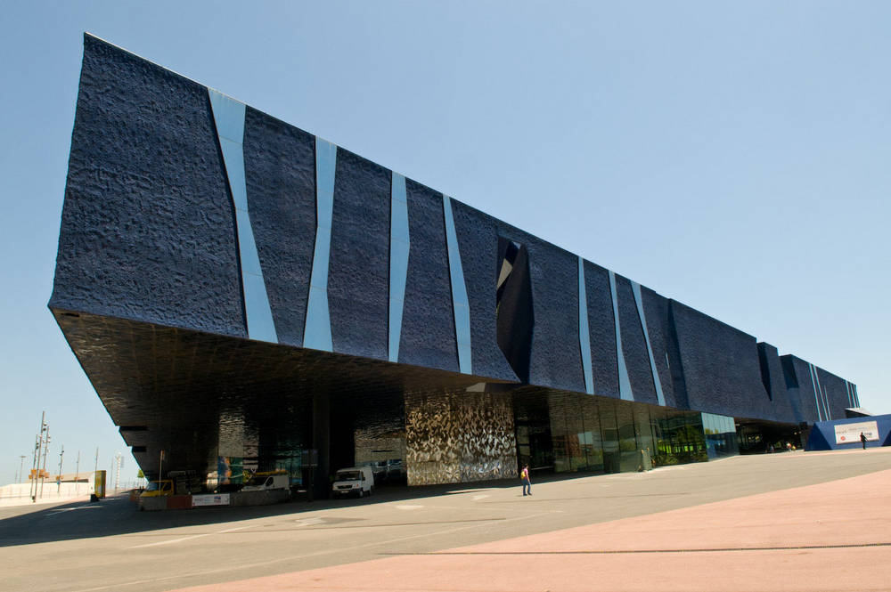 Forum Building – Barcelona, Spain | AEWORLDMAP.COM (3,600+ posts)