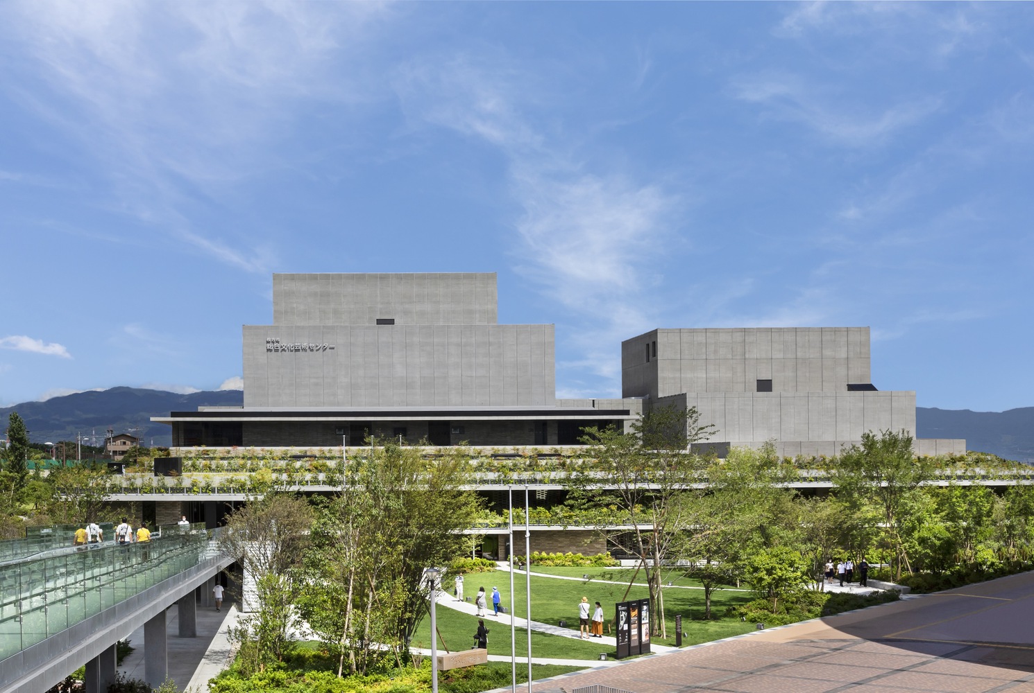 Hirakata Performing & Visual Arts – Hirakata, Osaka Prefecture, Japan | AEWORLDMAP.COM (3,300 ...