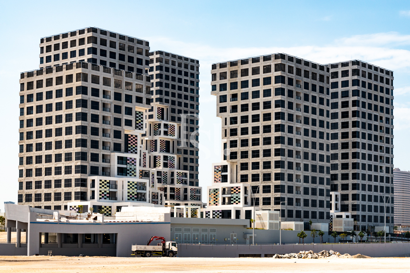 PIXEL – Abhu Dhabi, UAE | AEWORLDMAP.COM (3,300+ posts)