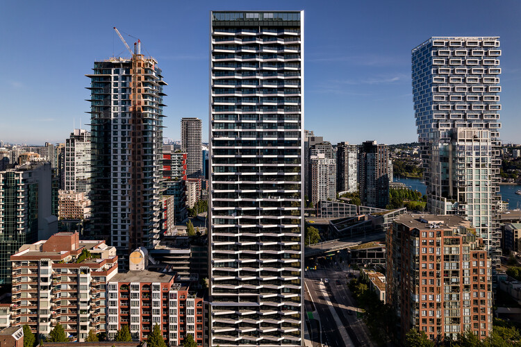 The Pacific Tower – Vancouver, Canada | AEWORLDMAP.COM (3,600+ posts)